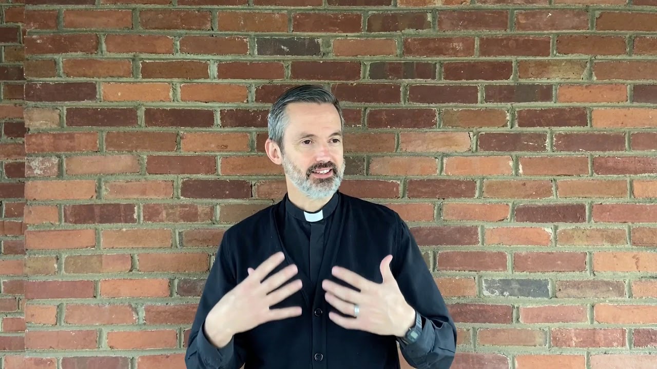 Holy Week Virtual Retreat - Palm Sunday - Fr. Iván - YouTube