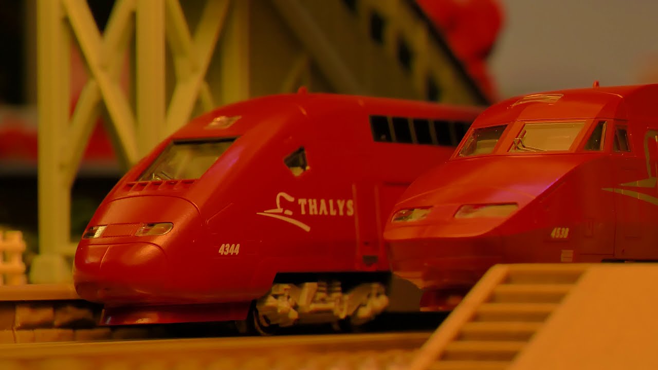 TGV タリス Thalys PBKA 旧塗色 Kato K10910 - YouTube