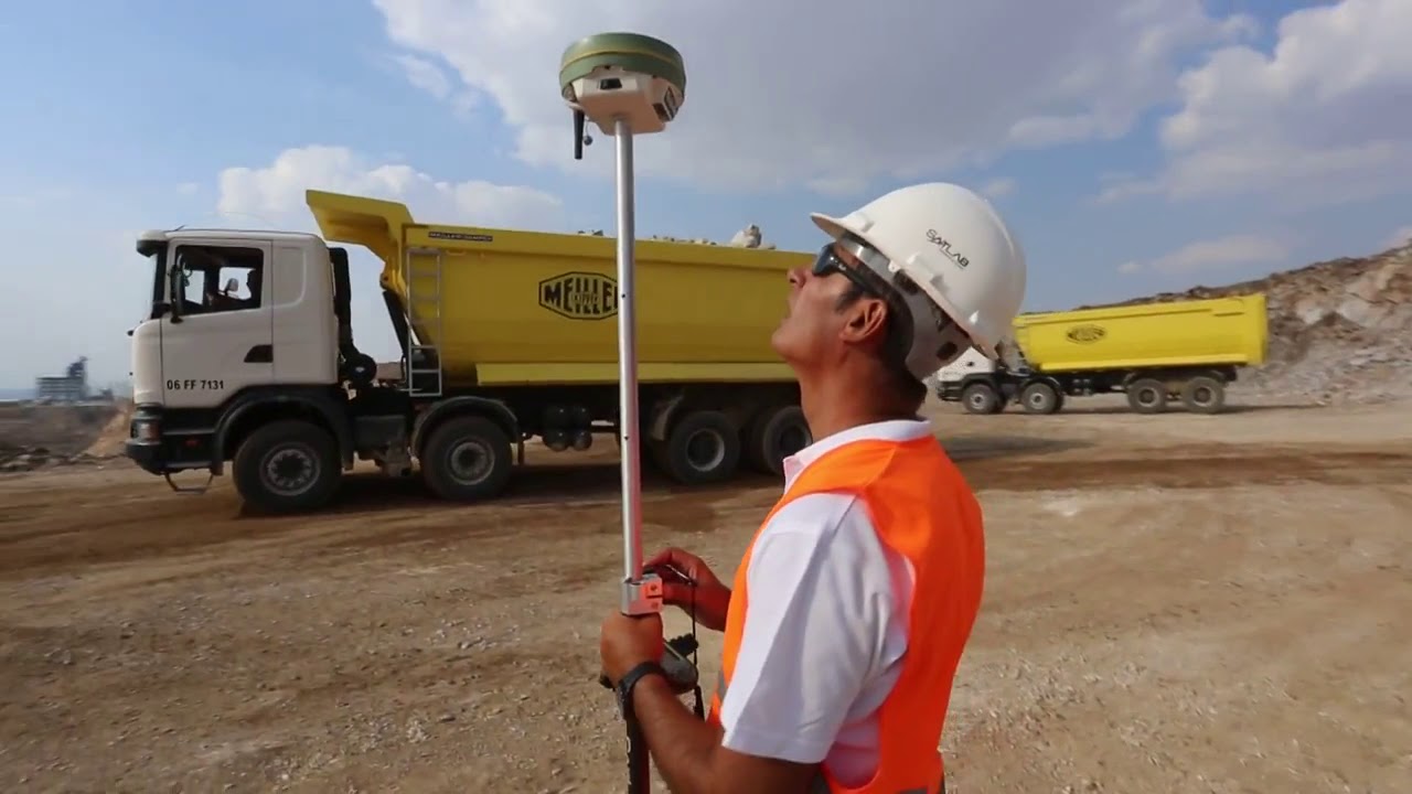 SATLAB SL600 + SL55 GPS/GNSS - YouTube