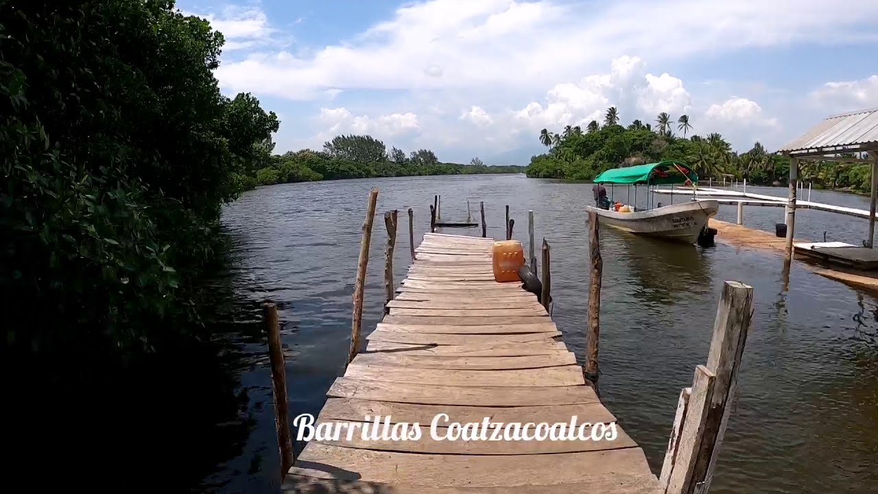 Barrillas Cruze De Lancha A Jicacal, Pajapan Veracruz. - YouTube