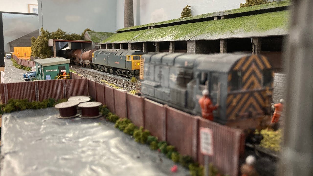 Cornish China Clay Layout in OO Gauge (1980’s BR Blue Era) - YouTube