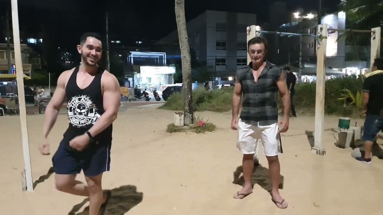 VOVÔ MAROMBA FAZ TREINO INSANO NA PRAIA COM SEU NOVO DISCÍPULO EM JOÃO ...