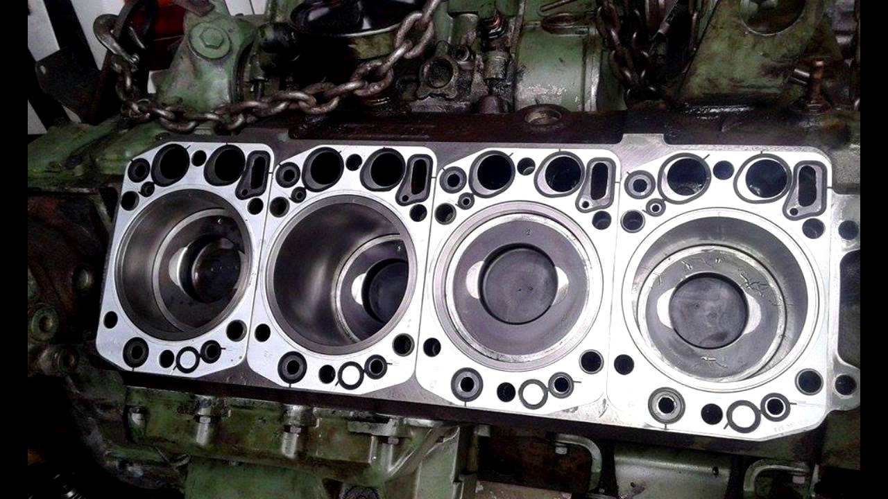 Mercedes Benz OM 442 A start up after repairation. - YouTube