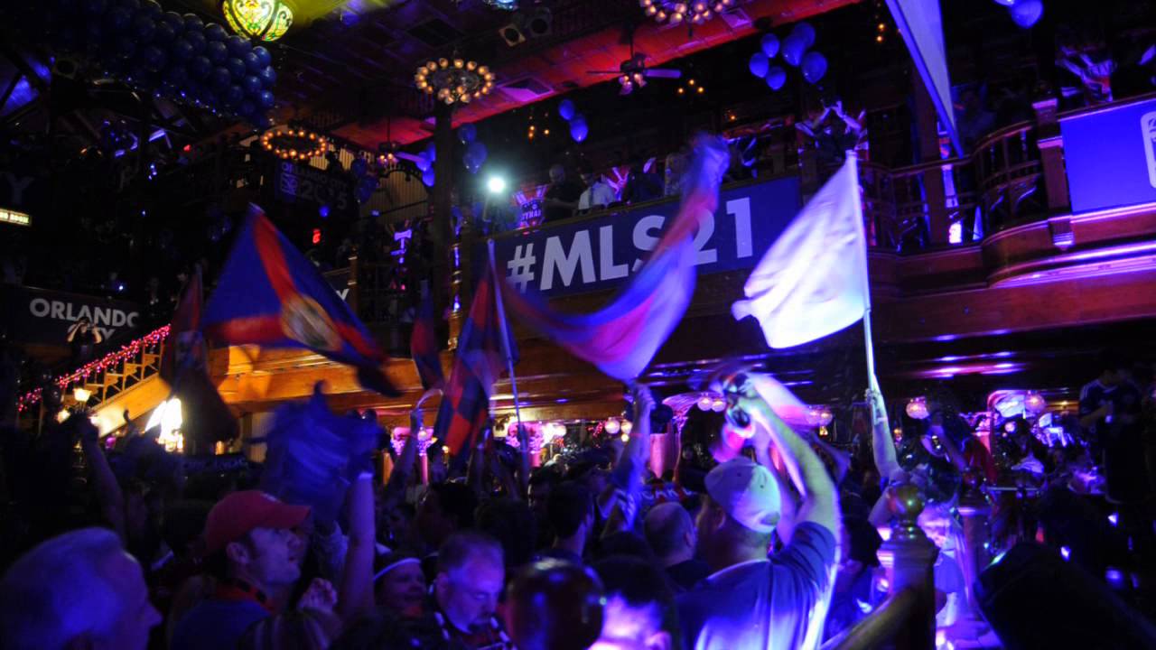 Fans at Annoucement of New MLS Team for Orlando - YouTube