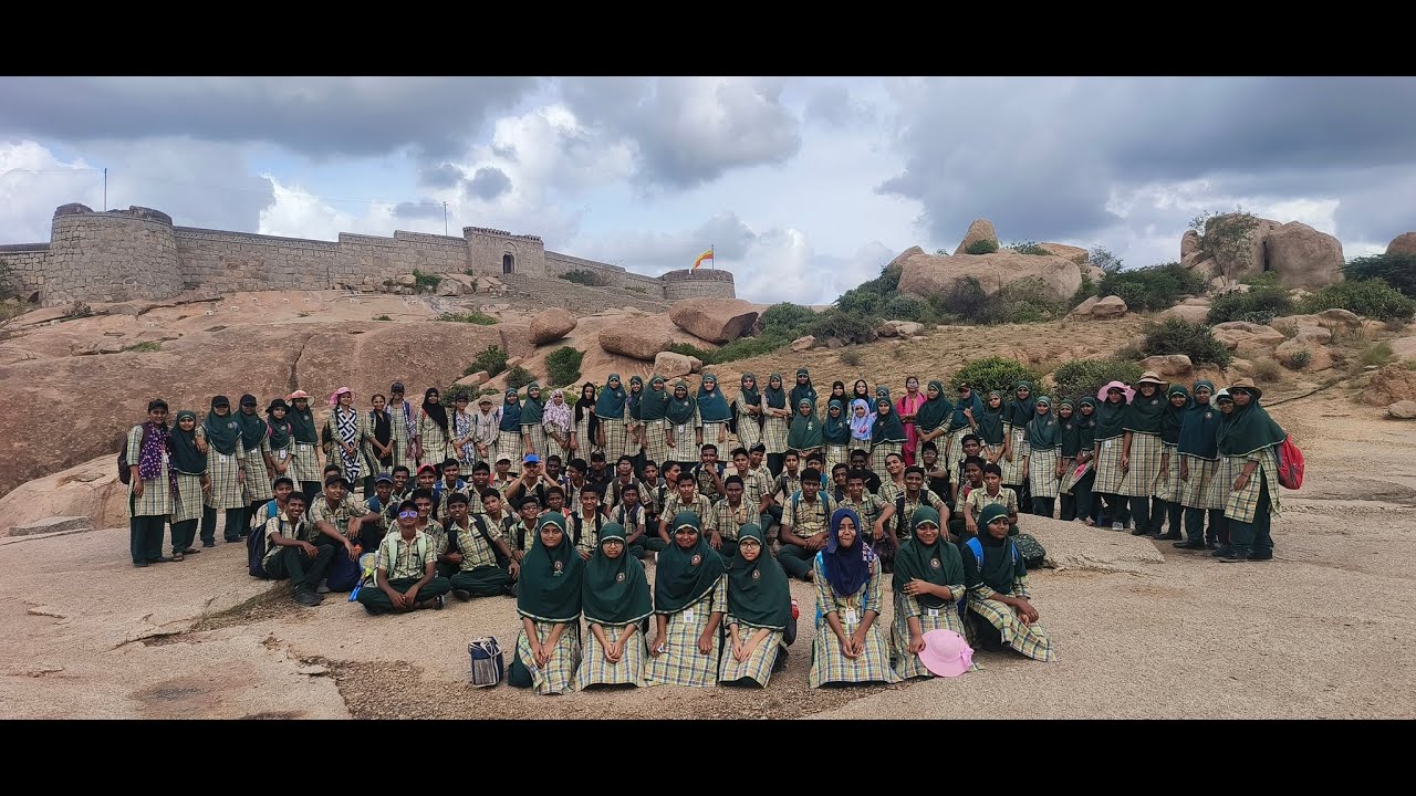 SSLC STUDENTS BATCH 2023 24 SWEET MEMORIES JAWAHAR ENGLISH MEDIUM ...