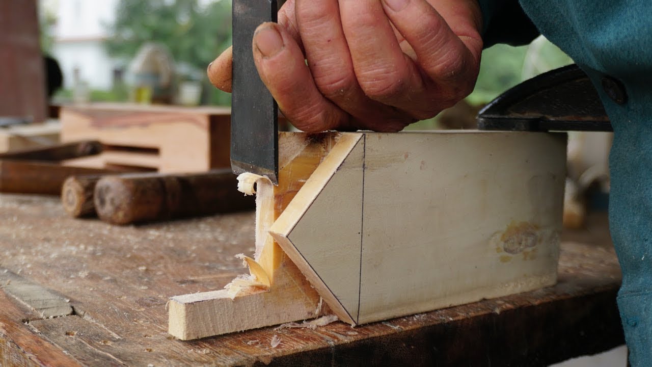 Extreme Japanese Mortise Cutting Technique That Every Carpenter Should ...