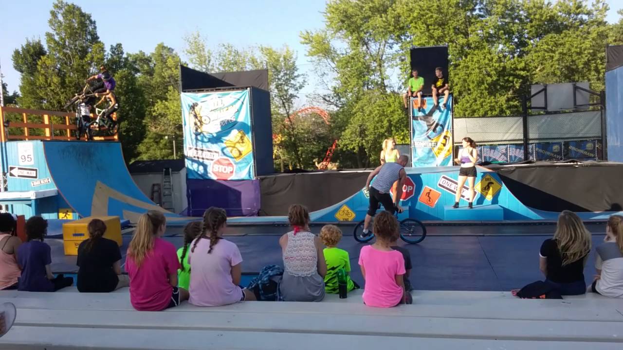 All Wheel Sports at world's of fun 2016 - YouTube