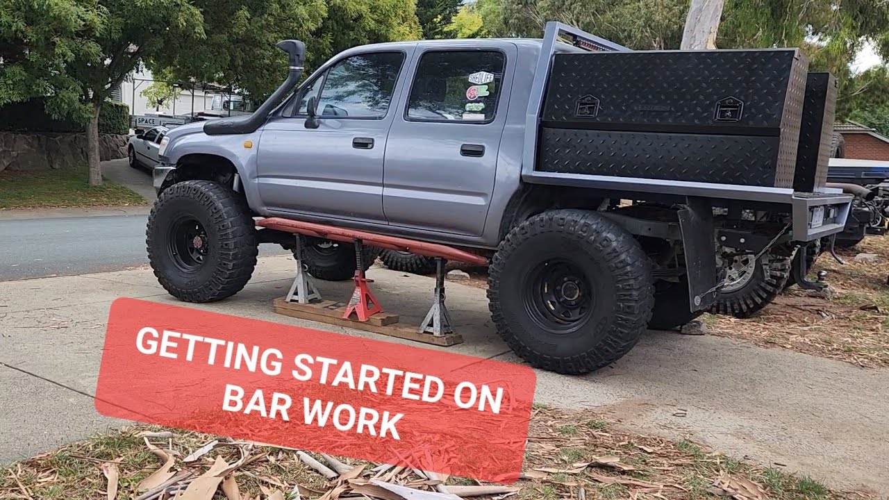 SASSED HILUX GETS BARWORK - YouTube