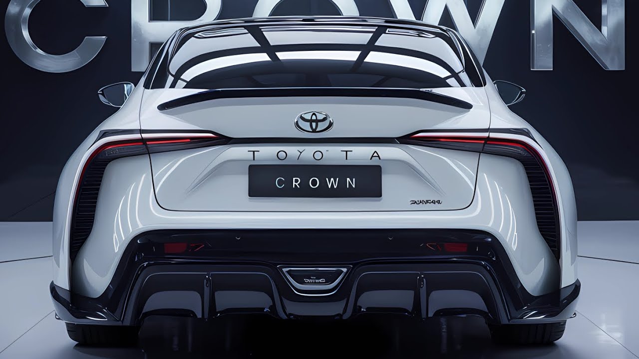 2025 Toyota Crown: The Future of UN Luxury Sedans" - YouTube