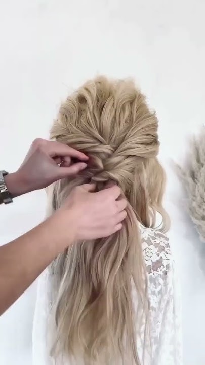 Easy boho hairstyle - YouTube