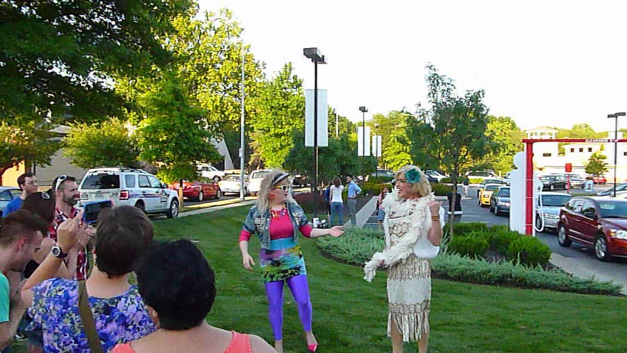 Drag Queen Chicken Dance Flash Mob - YouTube