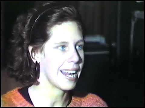 Carina Cooper entrevista Renato Russo e Nana Caymmi - YouTube