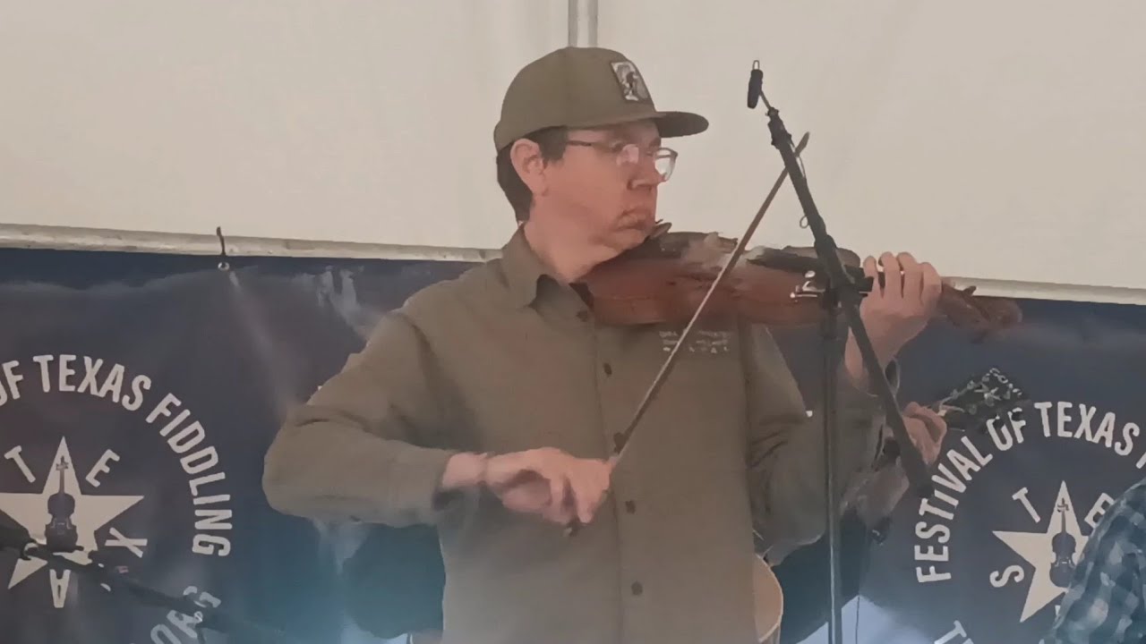 Evan Meeker, "Bile 'em Cabbage Down" at TOTFA fiddle contest at FOTF 12 ...