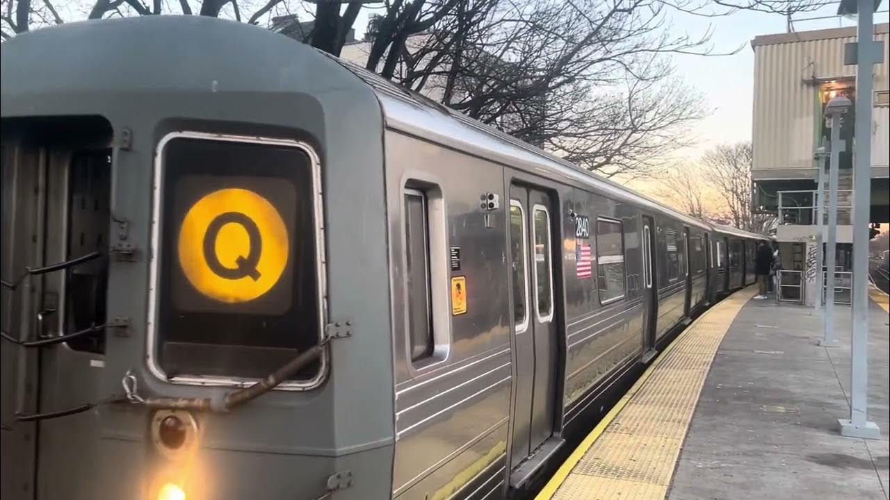 MTA NYC Subway: B and Q trains at Kings Highway. (R46, R68, R68A) - YouTube