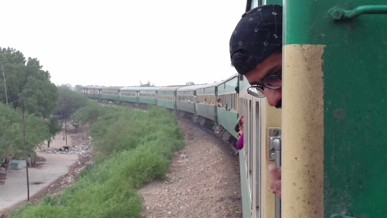 Pakistan Train Shalimar Express "River Indus"/ "KOTRI JUNC" (Most ...
