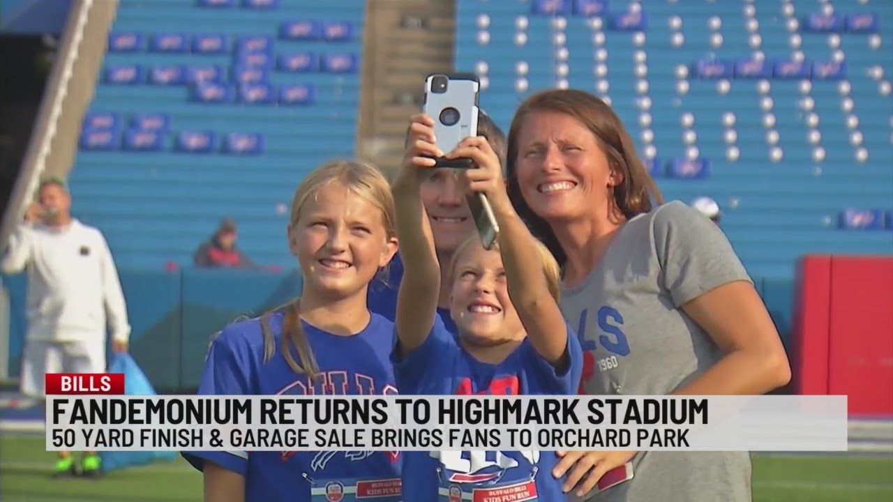 Fandemonium: Bills fans gear up for Monday night home opener - YouTube