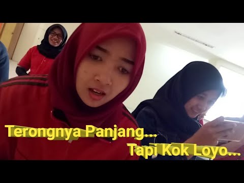Asli Ngakak...!!! Lomba Adu Penalti Pake Terong