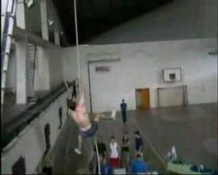 speed rope climbing competition - YouTube