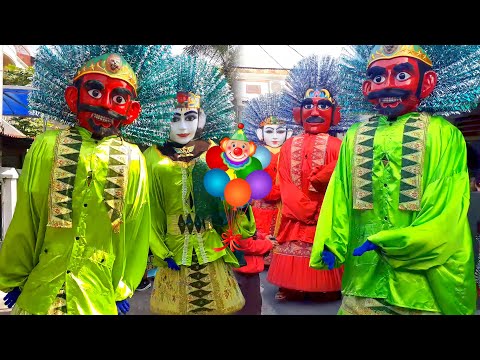 SERU! ONDEL ONDEL NGARAK BERBARIS DI GANG SEMPIT SAMBIL NGABUBURIT