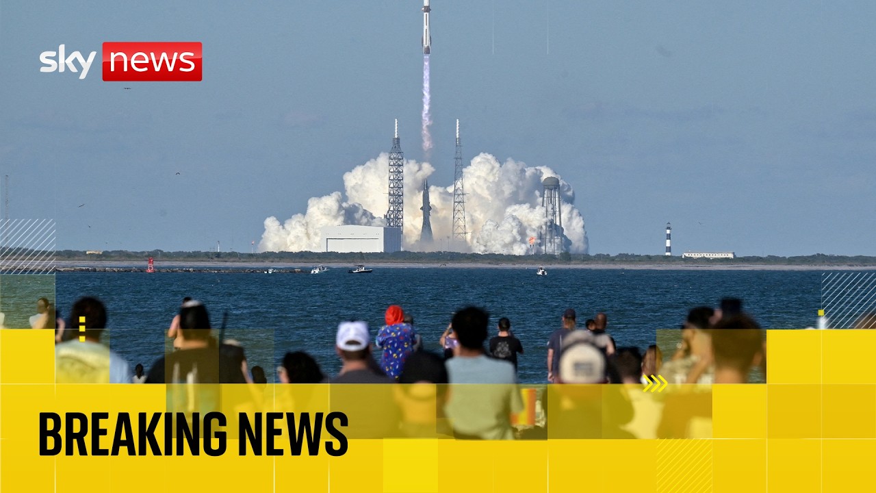 Jeff Bezos's rocket booster lands back on Earth after Mars mission ...