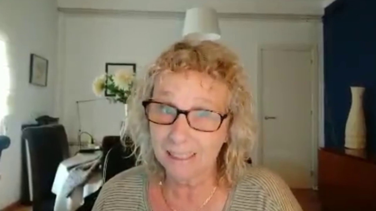 Anna Fors presenta el fons Popular Film - YouTube