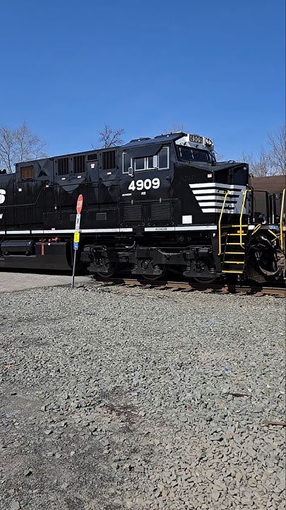 Norfolk Southern outbound freight sitting at Abrams Yard, March 11 ...