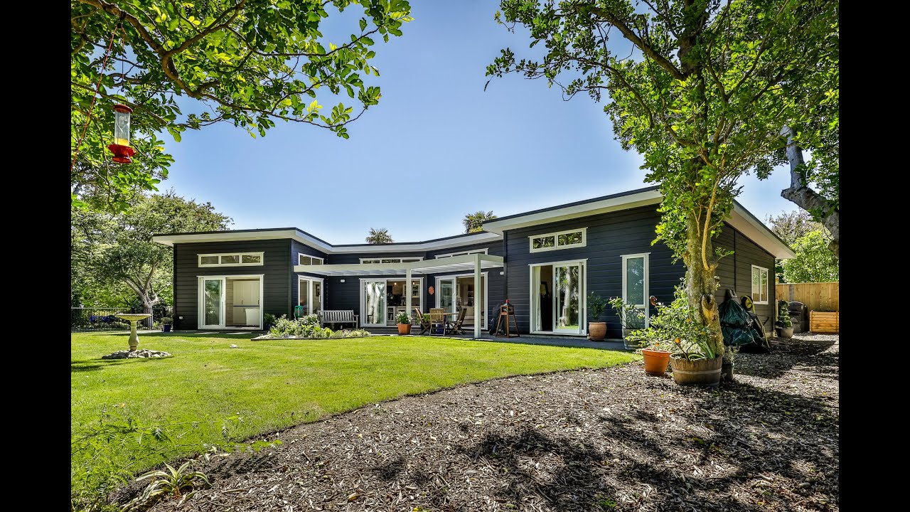Crombie Family Home - Wellington - YouTube