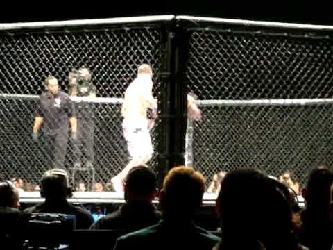 UFC 130 - Rampage Jackson vs. Matt Hammel - YouTube