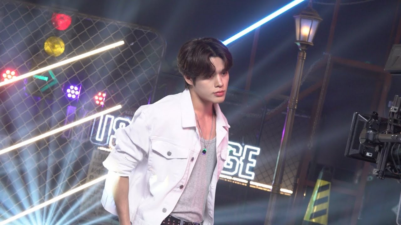 [Code_9] 프린스? 윈즈? 둘 다 좋아💕｜프린스 izx! 데뷔 비하인드 - YouTube