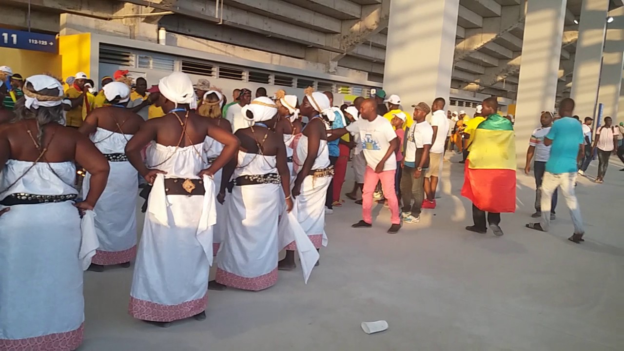 La Dance culturel du Gabon. - YouTube
