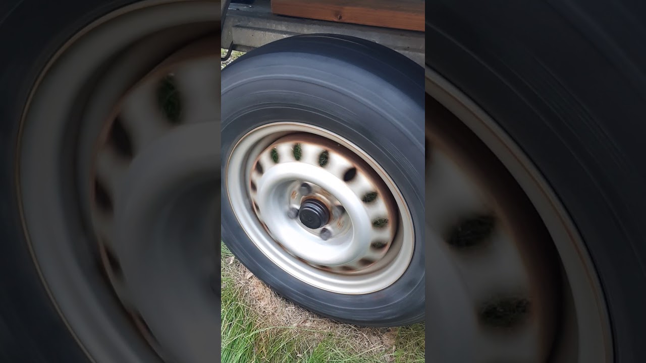 Boat trailer wheel after clean, lubricate and adjusting. 13. kesäkuuta ...