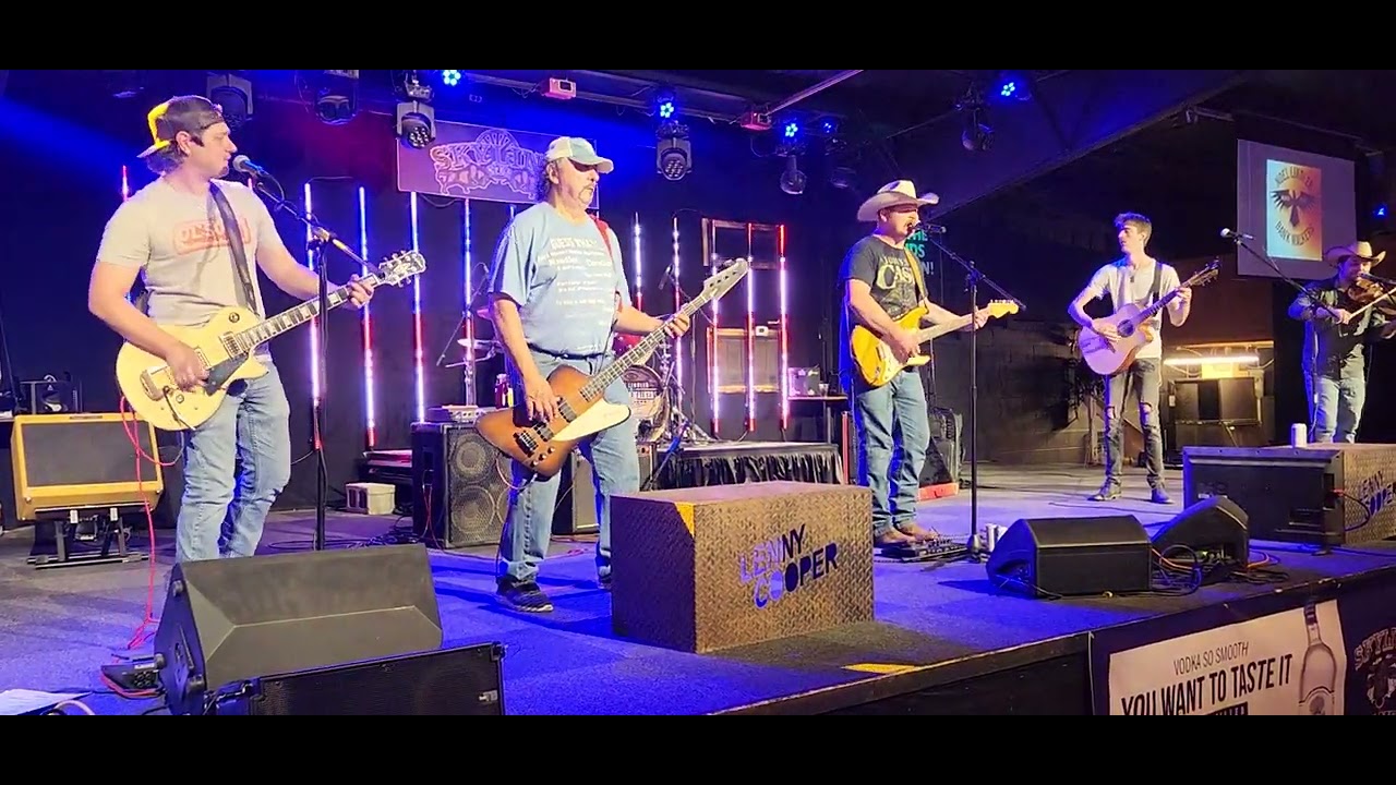 Noel Lindler and the Bank Walkers - "Copperhead Road" - YouTube