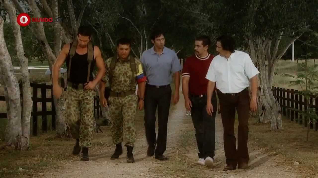 Tres Caines (Entrada) tema musical canción - YouTube