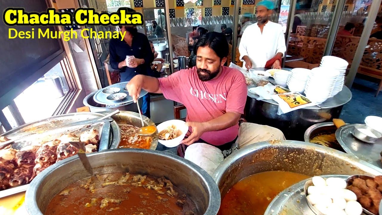 Extremely Delicious Pakistani Street Food Lahorei Channa | Chacha ...
