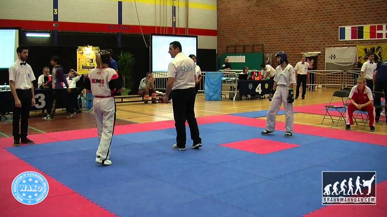 Sophie Anne Kreis v Anna Swiderska Flanders Open 2014 - YouTube