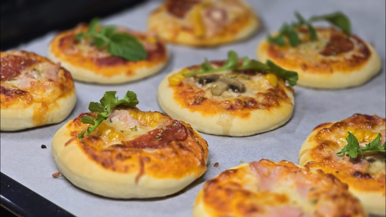 Pizzette sau mini pizza, perfecte pentru party-uri copii! - YouTube