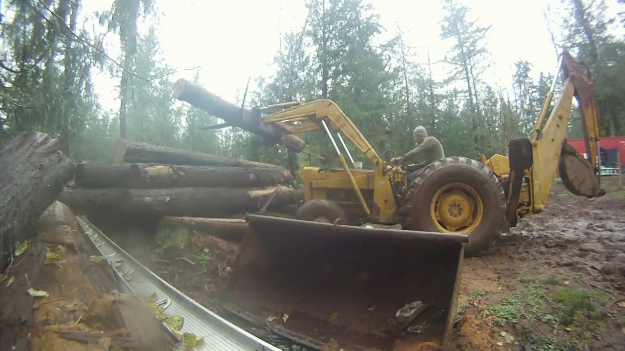 Massey Ferguson 202 workbull industrial tractor - YouTube