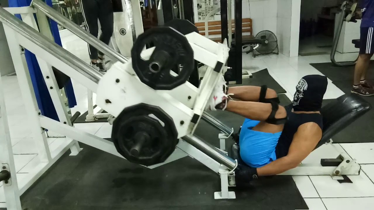 Leg Press 130Kg Pemula Maxx Gym Fitness Center Jakarta - YouTube