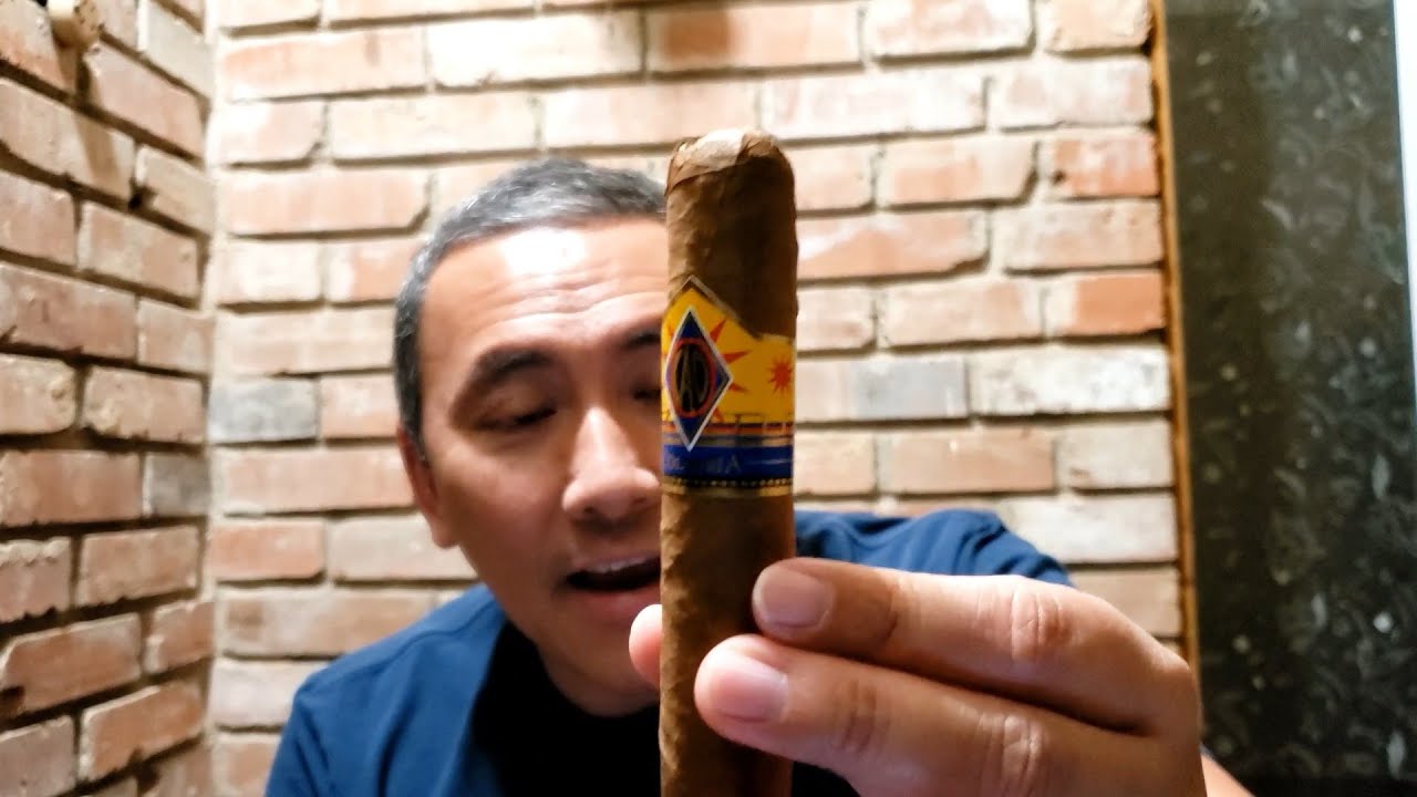 CAO Columbia Cigar - YouTube