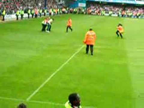 QPR v Stoke Pitch Invasion - YouTube