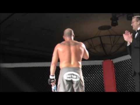 Adrian Serrano vs Jason Hoyer - Combat USA MMA - YouTube