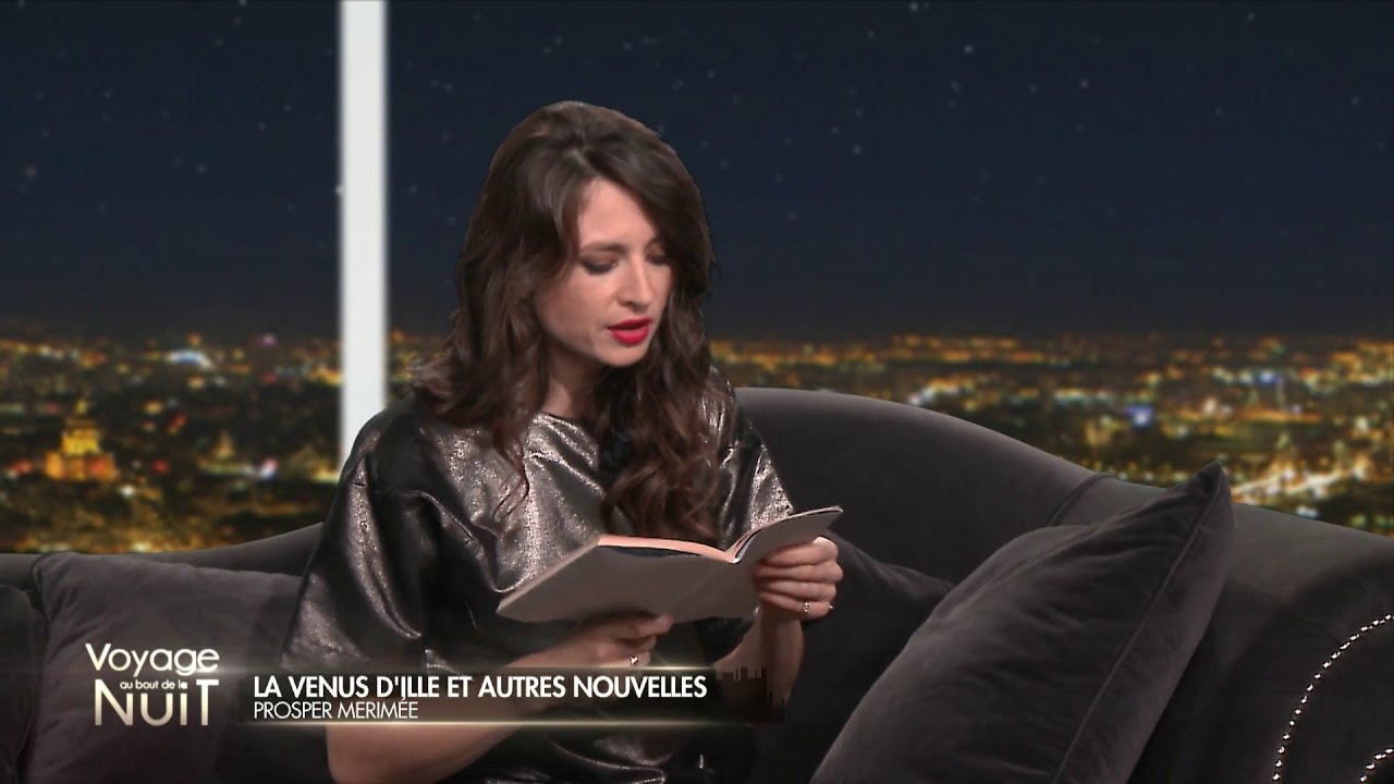 Louise lit La Vénus d'Ille et autres nouvelles de Prosper Mérimée (1/8 ...