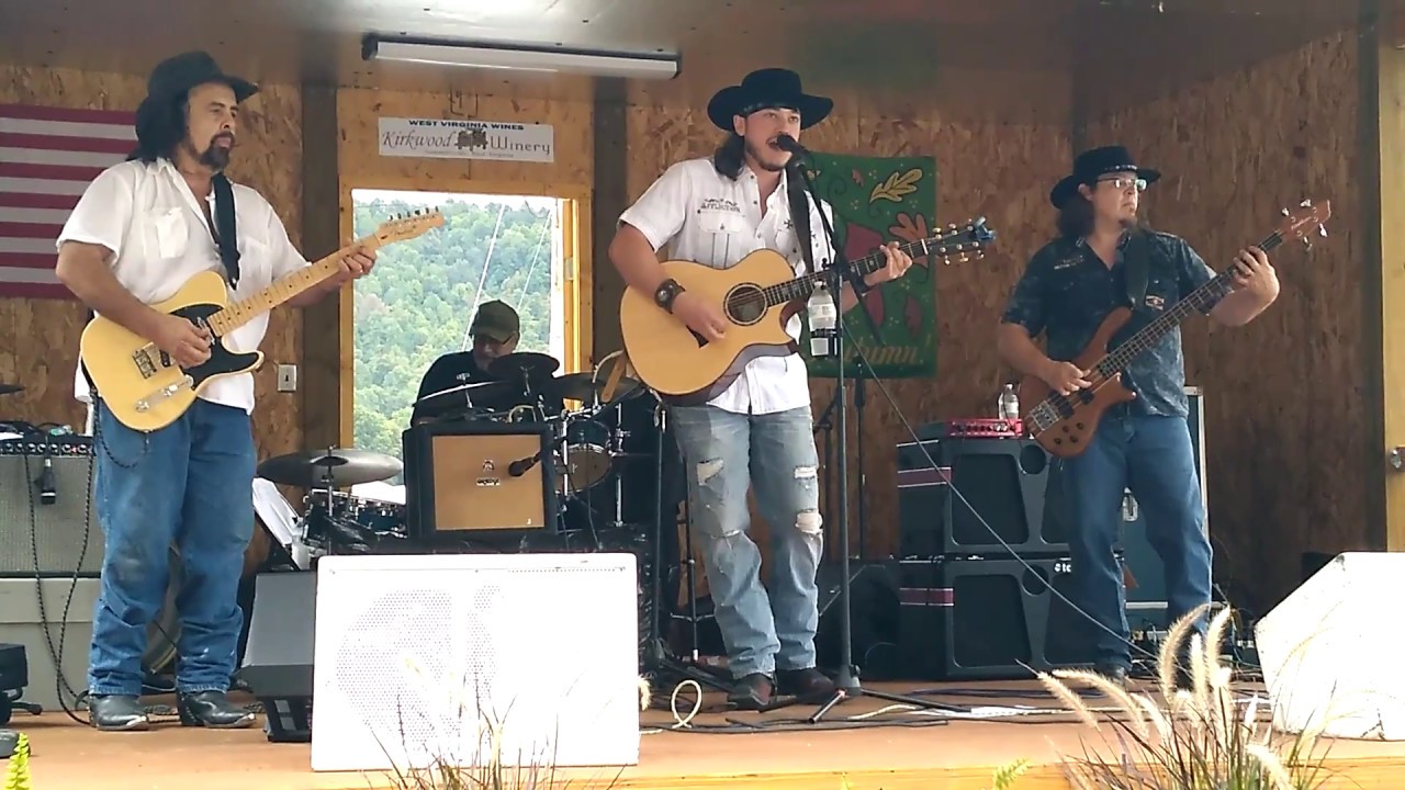 Cody Wickline - "Ain't Livin' Long Like This" (Waylon Jennings cover ...