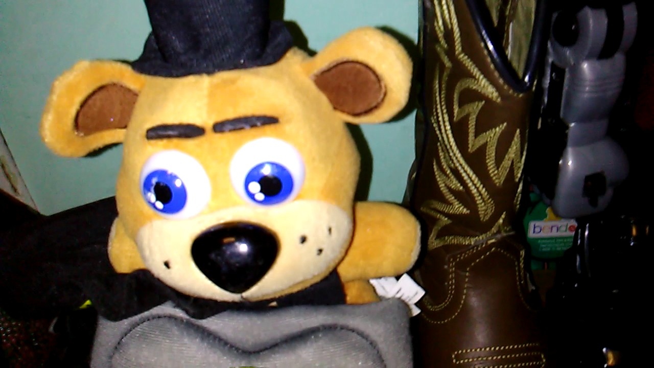 The mean babysitter fnaf plush video - YouTube
