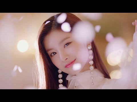 EVERGLOW (에버글로우) -  NO LIE MV