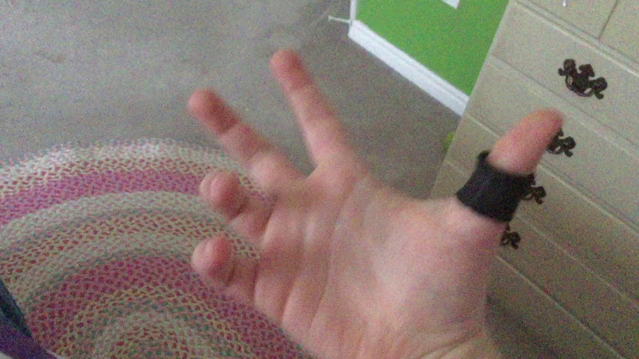 Fingers Sing Over In The Meadow - YouTube