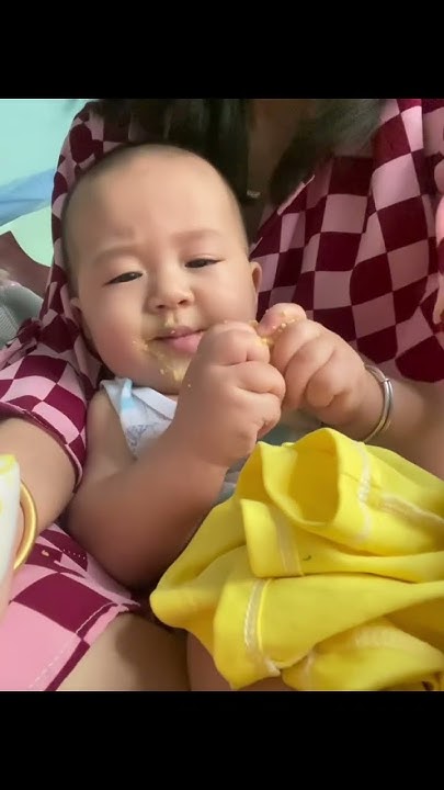 Con tui cỡ này, con mấy bà cỡ nào? 😘 7month #fyp #fypシ #xuhuong #baby #rongcon2024🐉 #andam #blw ...