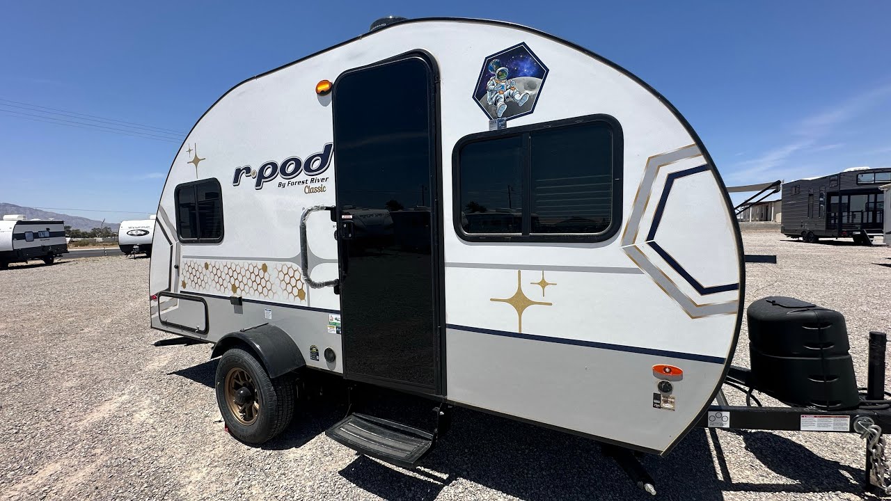 Fits in your Driveway. 2024 R-pod 171C travel trailer - YouTube