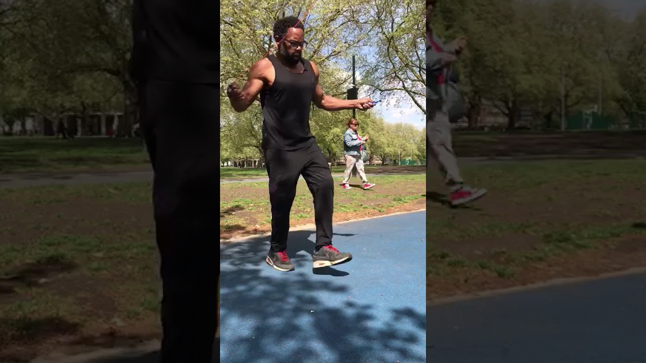 Jump ròpe transitions front and rear - YouTube