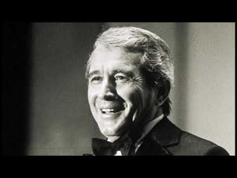 Perry Como - The Father Of Girls - YouTube